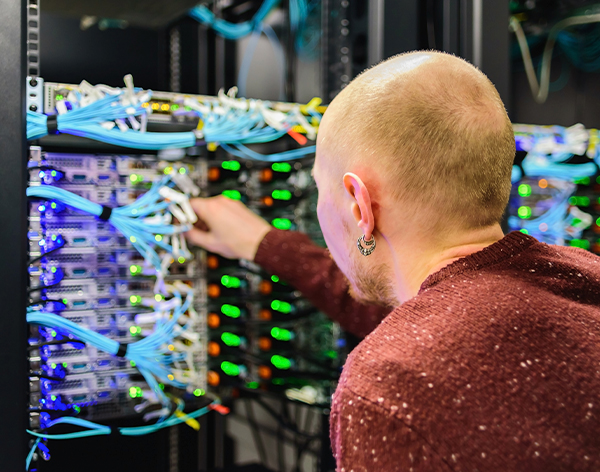 Curso de Extensão em Compiladores e Interpretadores. R$ 120,00